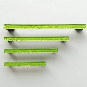 Apple Green Glass Pull