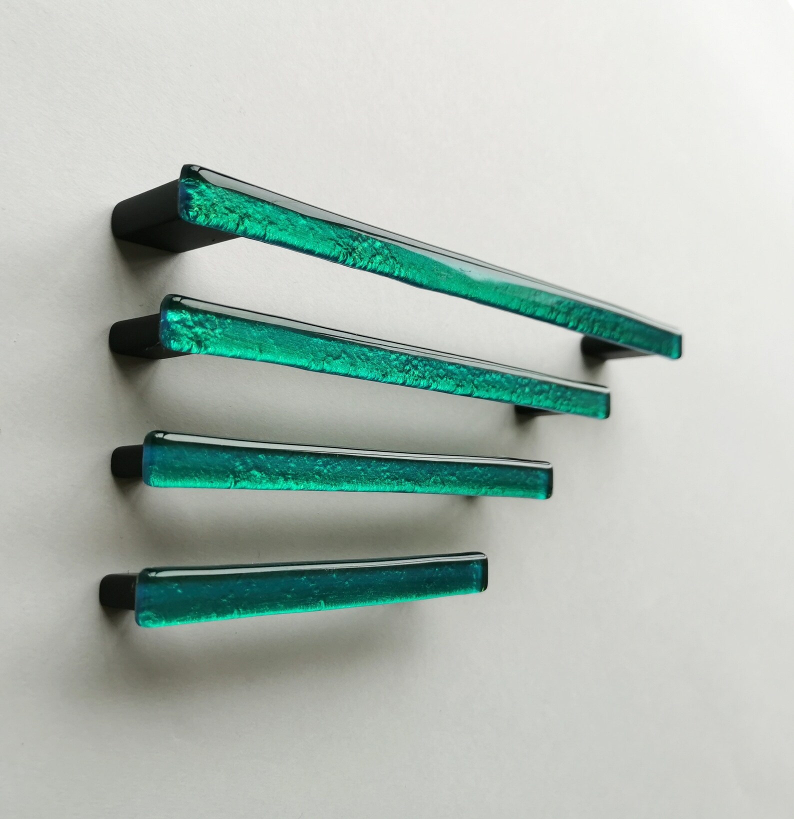 Jade Green Glass Pull. Artistic Bright Green Furniture Glass Pull ...