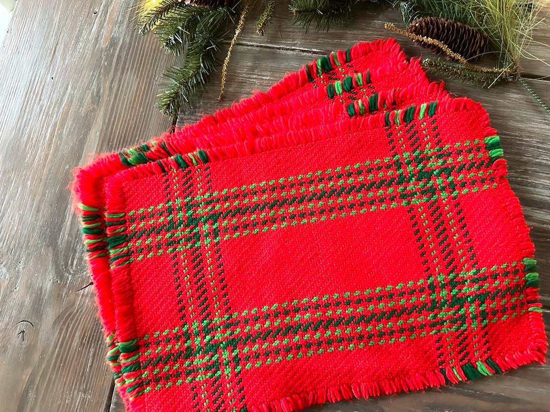 Set of 4 Red and Green Plaid Vintage Woven Yarn Christmas - Etsy