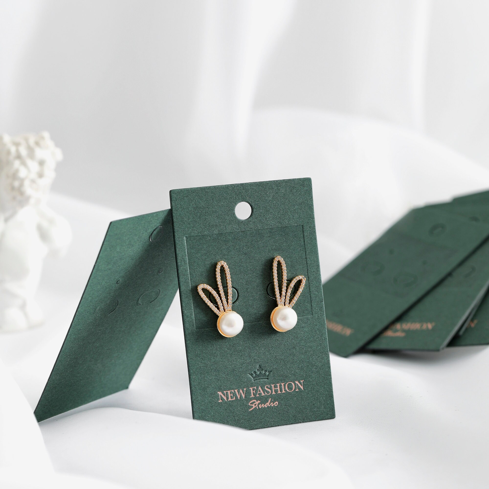 500pcs Custom Emerald Earring Cards, Embossing Earring Display Cards ...