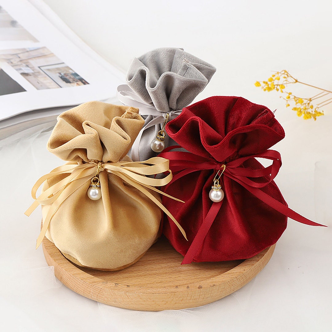 Round Bottom Velvet Pouch Party Favor Bags Wedding Favor Bags Baby ...