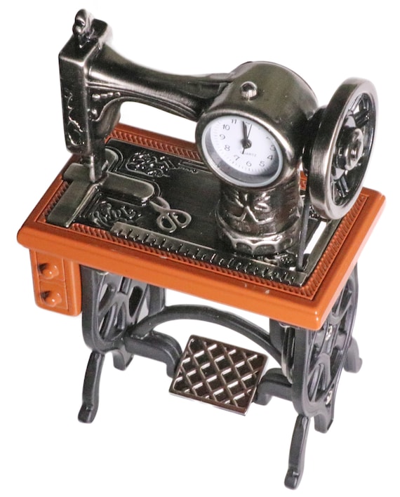 Custom Mini Metal Sewing Machine Desk Clock Personalized - Etsy