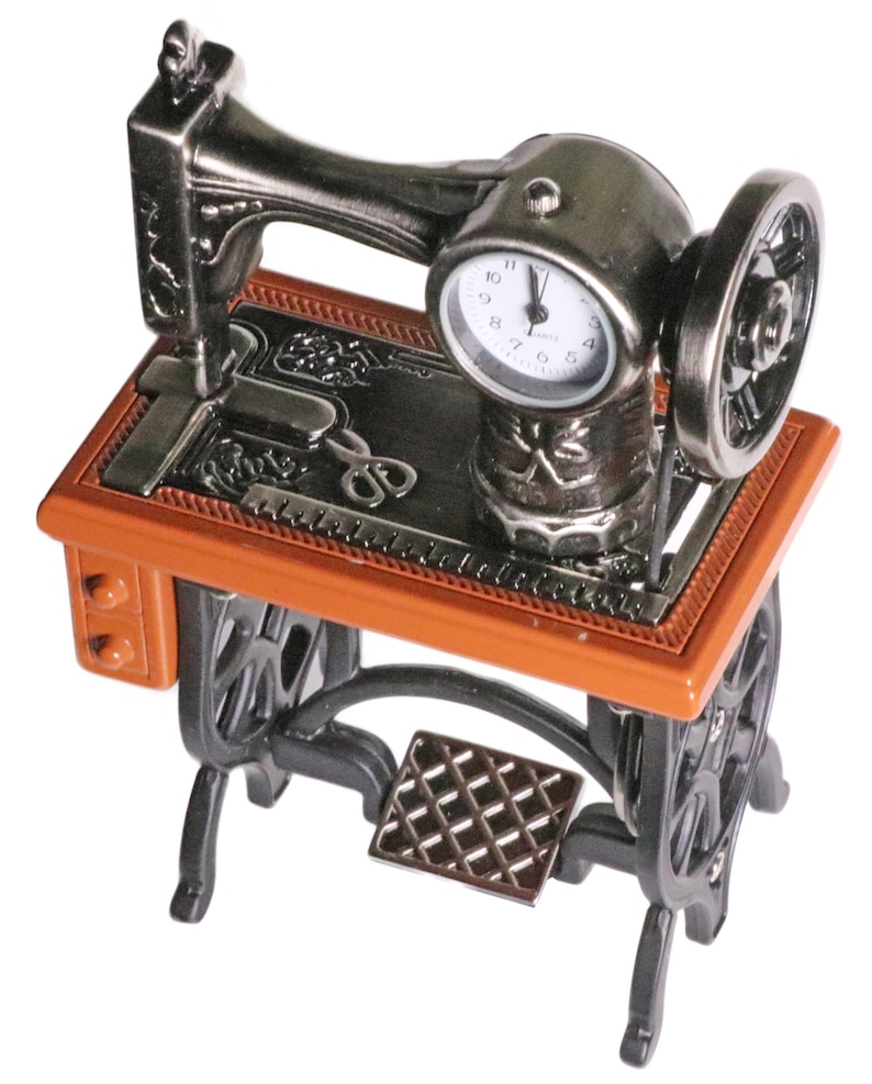 Custom Mini Metal Sewing Machine Desk Clock - Personalized Engraved ...