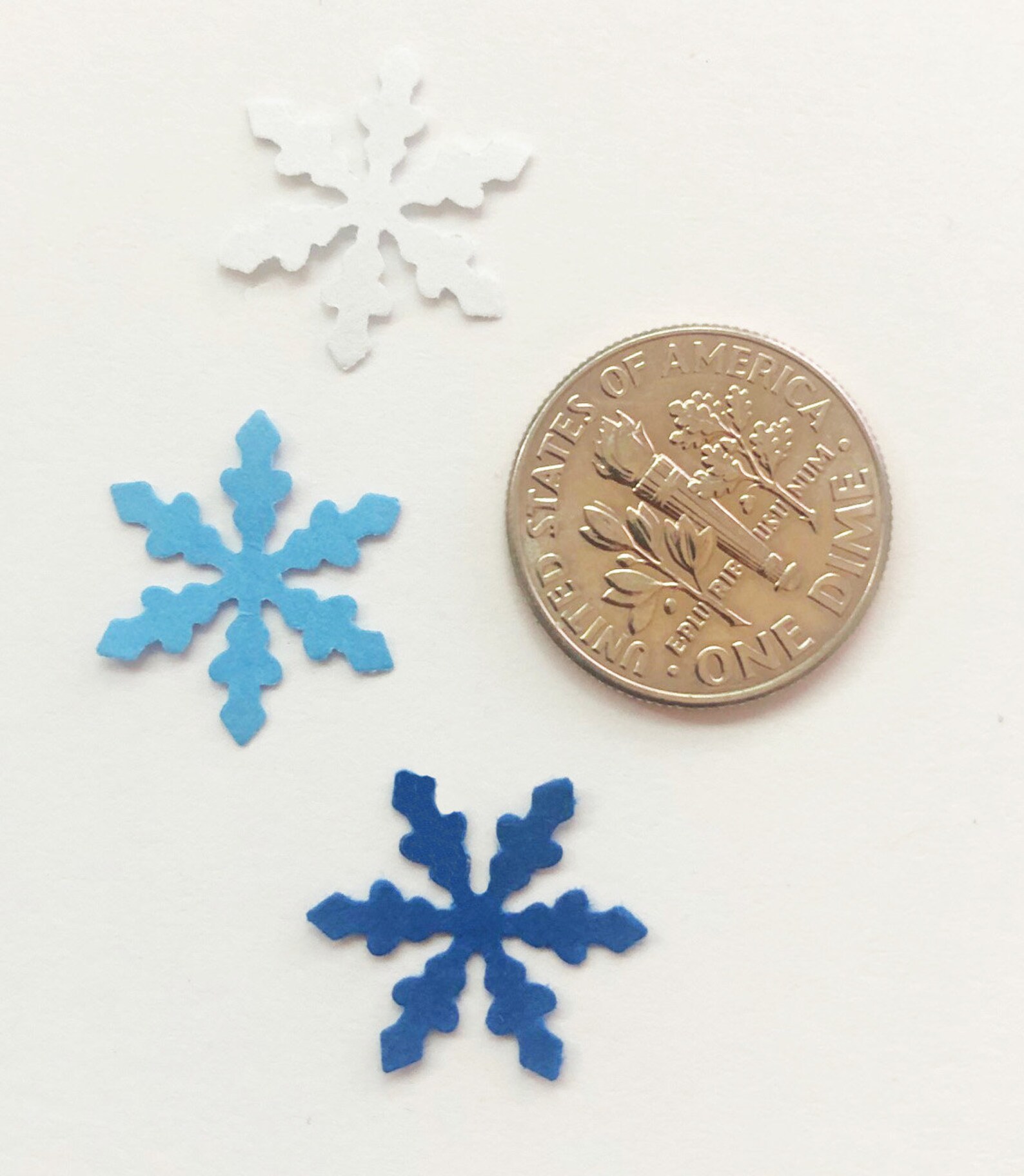 Snowflake Confetti / Glitter Christmas Confetti / Winter - Etsy