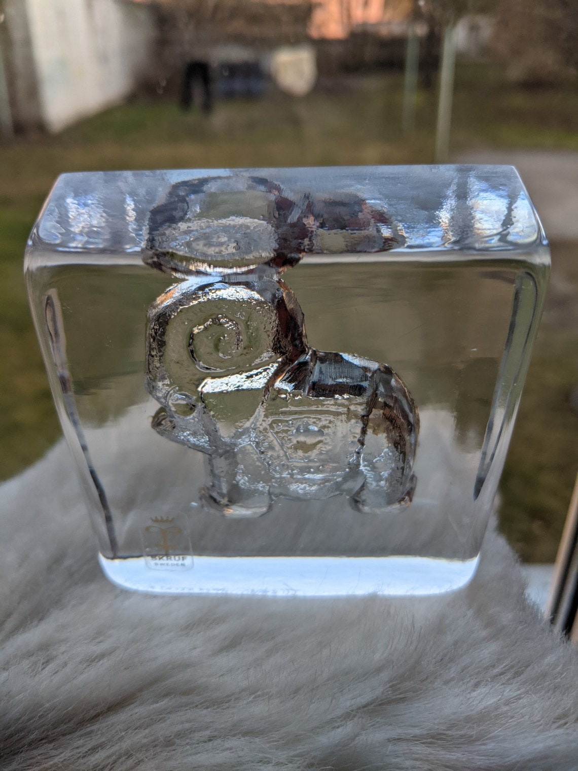 SKRUF Sweden Elephant Ice Sculpture by Lars Hellsten - Etsy UK