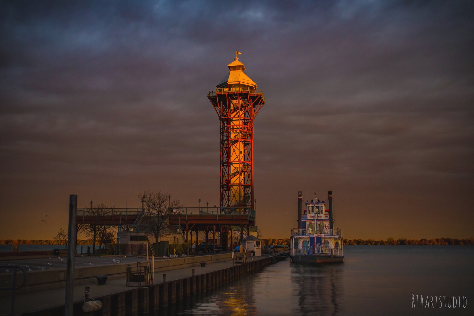 Erie Pennsylvania Bicentennial Tower/ Dock/ Lake Erie - Color ...