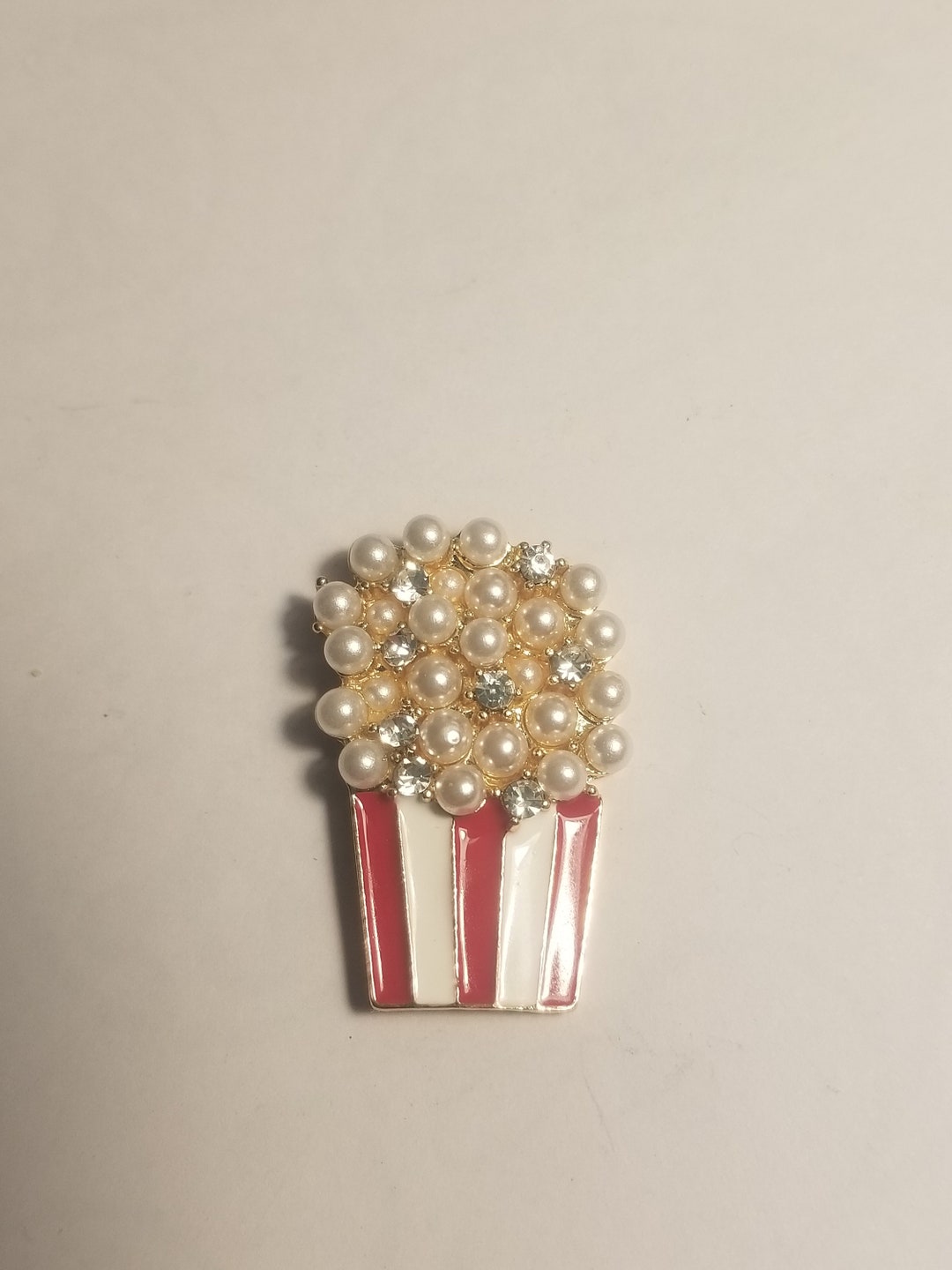 Pearl and Rhinestone Popcorn Needle Minder - Etsy