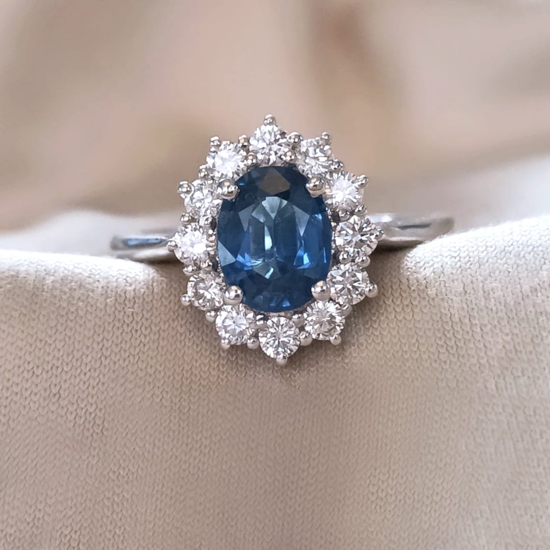 Anello Zaffiro blu e Diamanti Oro bianco 18k, Anello lady Diana - Etsy ...