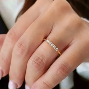 Five Stone Diamond Ring 18k Gold, 5 Diamond Engagement Ring, Diamond ...