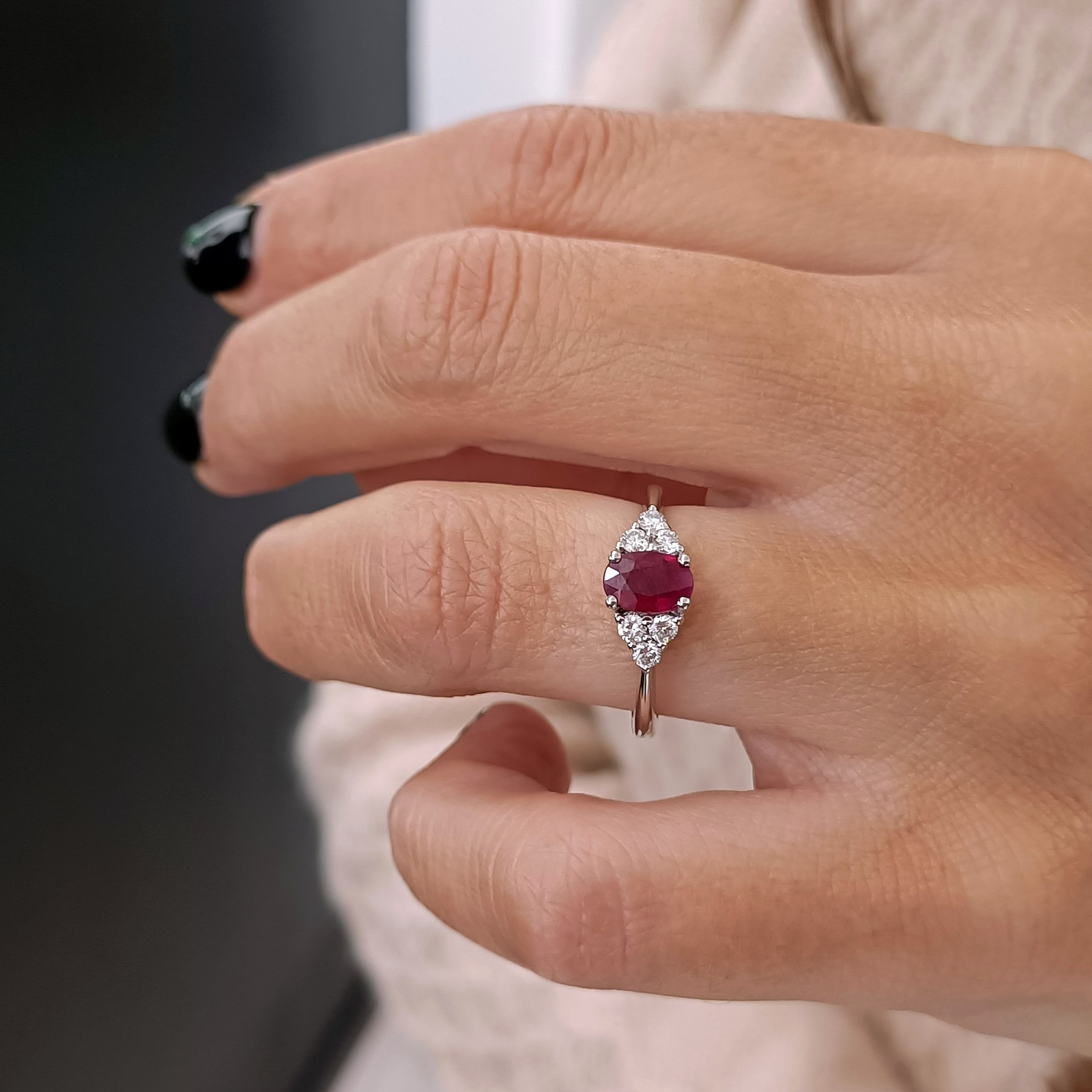 Oval Ruby Engagement Ring in 18k Gold Ruby Cluster Ring - Etsy