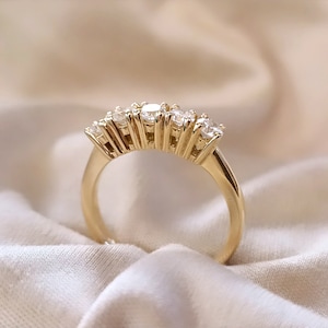 Five Stone Diamond Ring 18k Gold, 5 Diamond Engagement Ring, Diamond ...