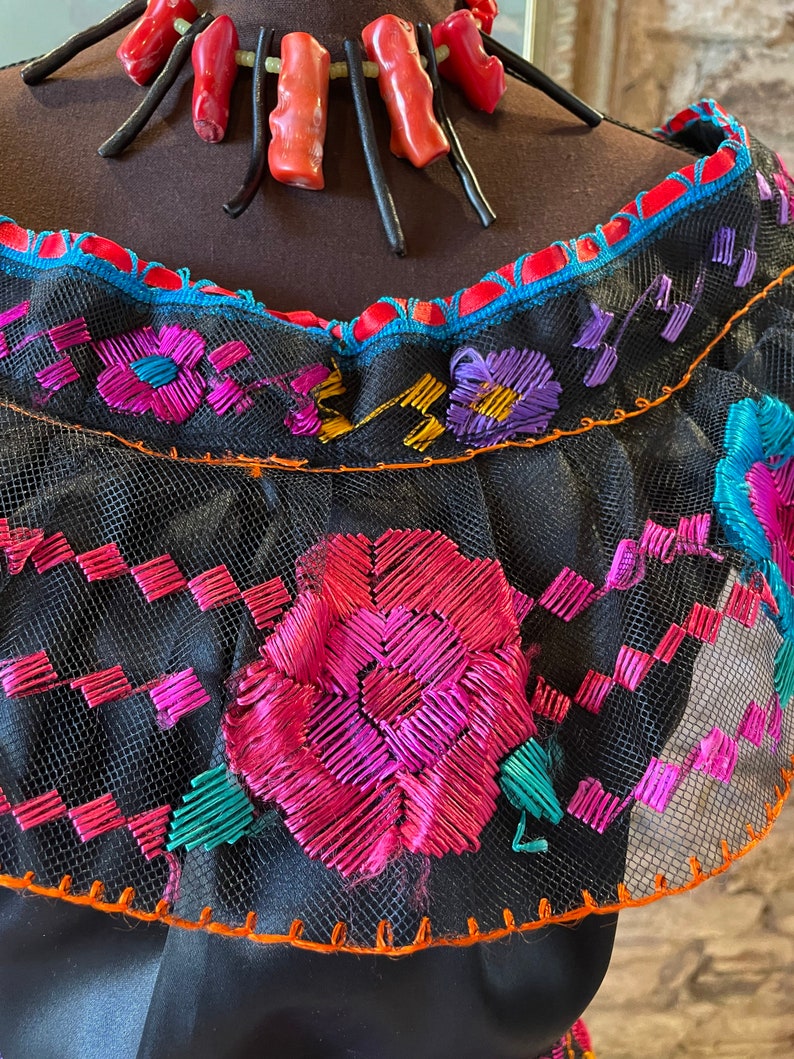 Chiapas Embroidered Folklorico Dress, Size S, Fiesta Outfit - Etsy