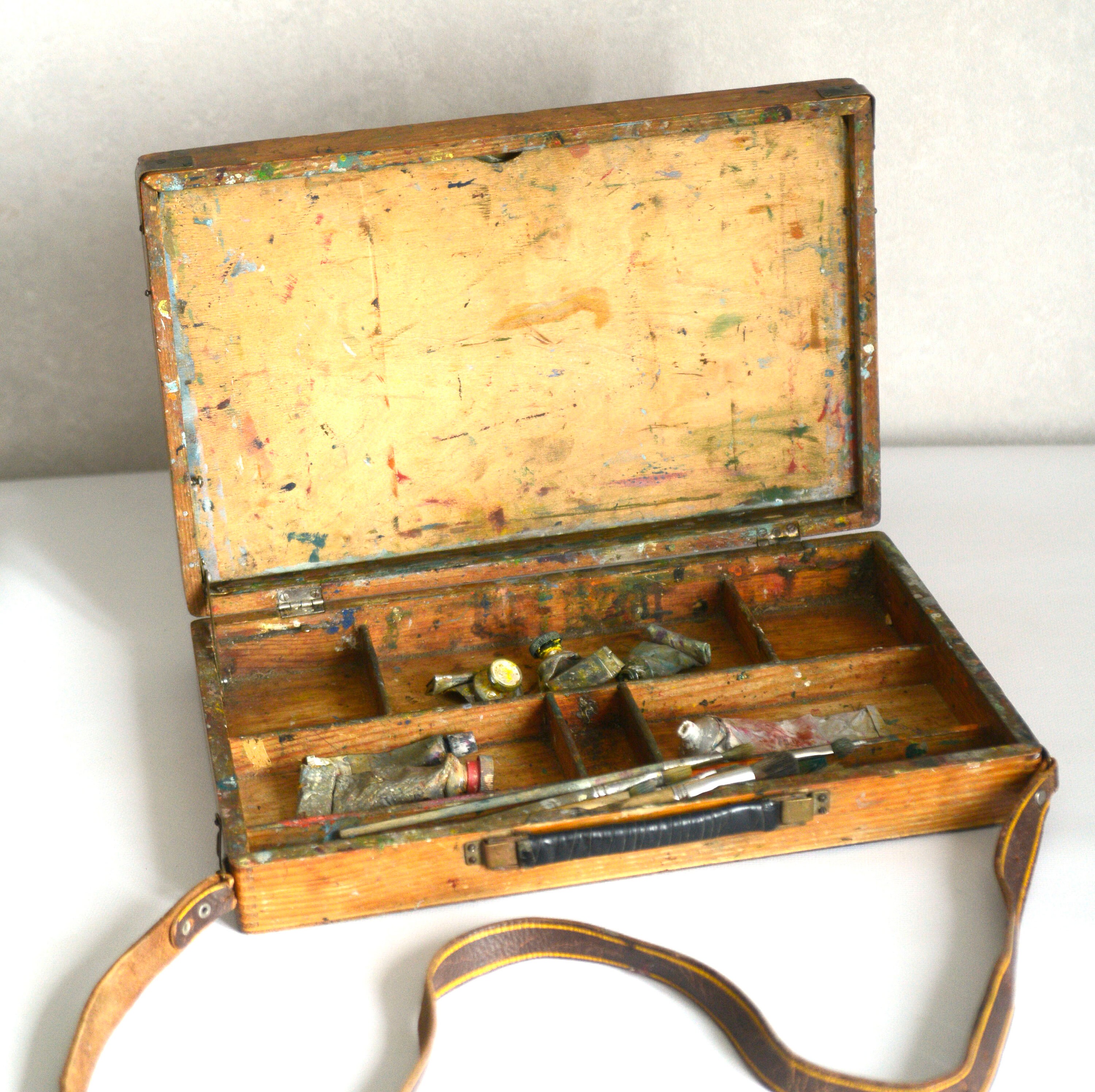Old Wooden Painter's Box With Artist's Palette ,vintage Painters Tool ...