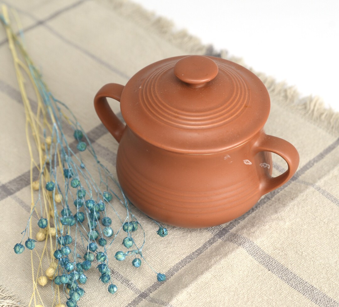 Small Ceramic Pot for Cooking. Ceramic Baking Pot Pot With a Lid and ...