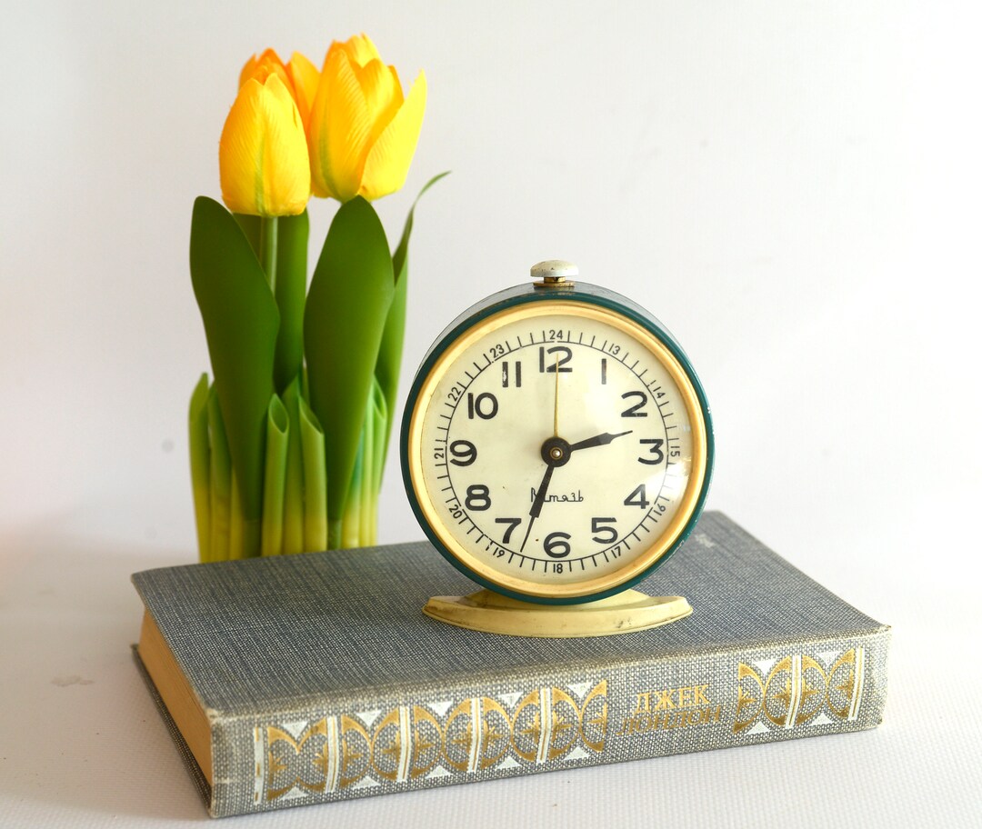 Vintage Small Round Alarm Clock Mid-century Soviet Mechanical Clock ...
