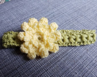 Items similar to Beautiful Handmade Flower Headband on Etsy