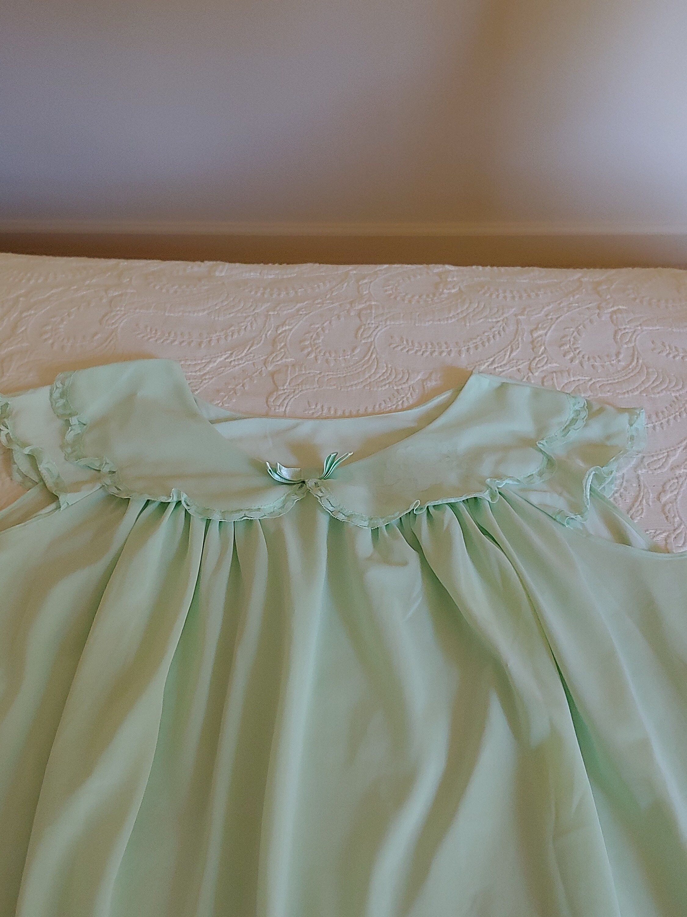 1960s PEIGNOIR SET SHADOWLINE Brand, Mint Green Knee Length, Lace ...