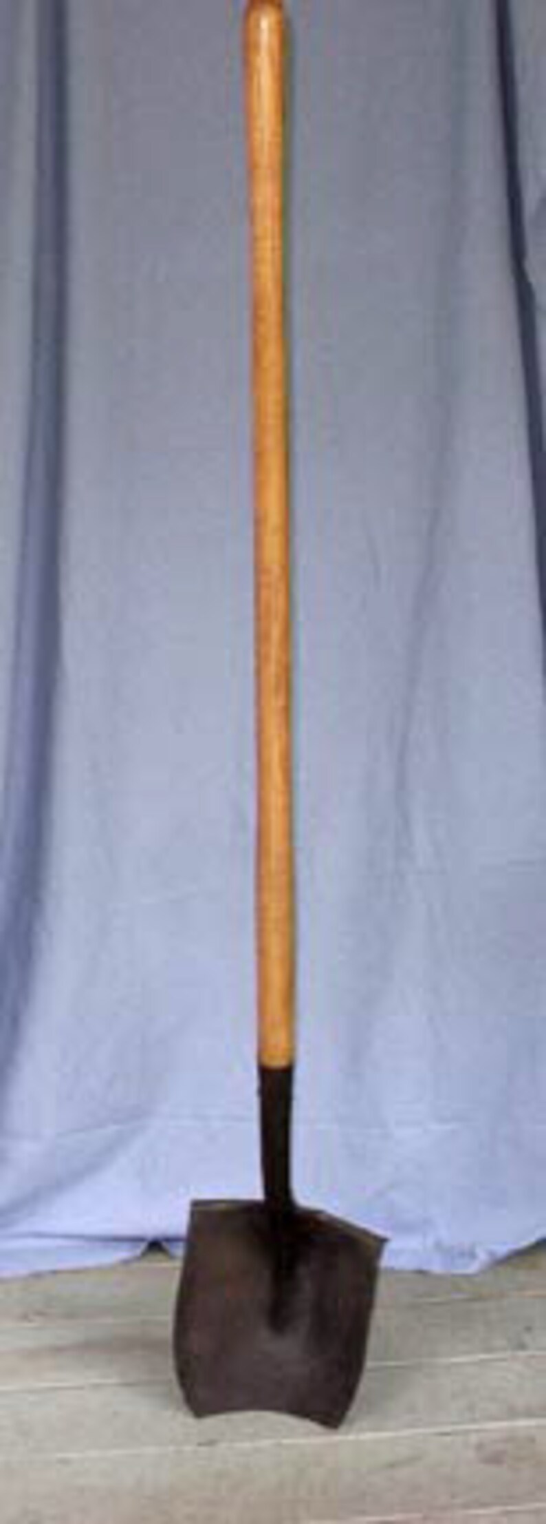 Free Standing Shovel Sculpture - Etsy