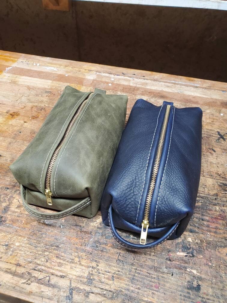 Full Grain Leather Dopp Kit - Handmade in Oregon - Etsy