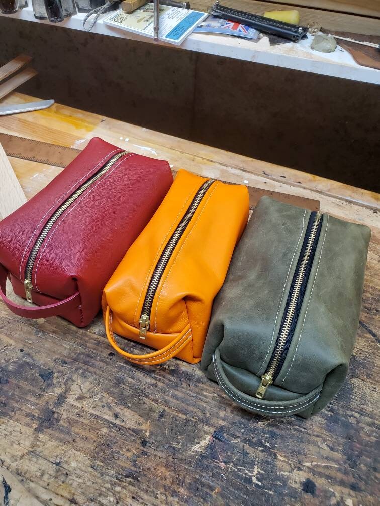Full Grain Leather Dopp Kit - Handmade in Oregon - Etsy