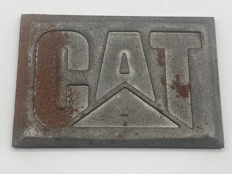Vintage Caterpillar CAT Metal Advertising Equipment Machinery Badge ...