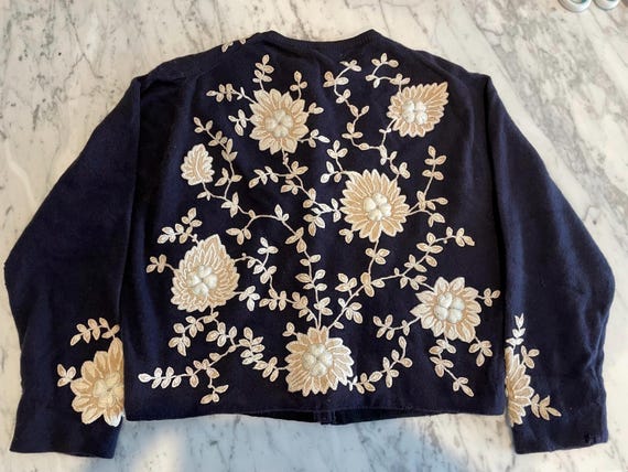 1950s Helen Bond Carruthers navy blue appliqué cardig… - Gem