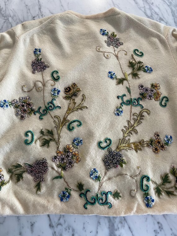 1950s Helen Bond Carruthers cream appliqué cardigan s… - Gem