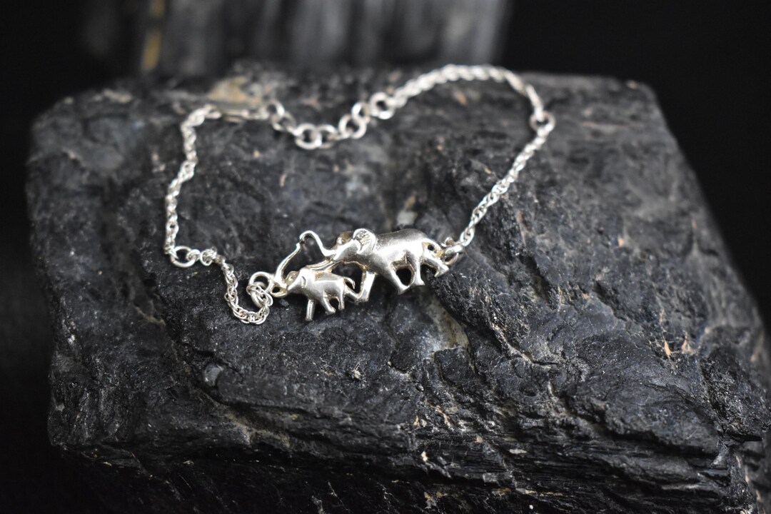 Baby and Mother Elephant Bracelet Gift for Her Silver Elephant Bracelet ...