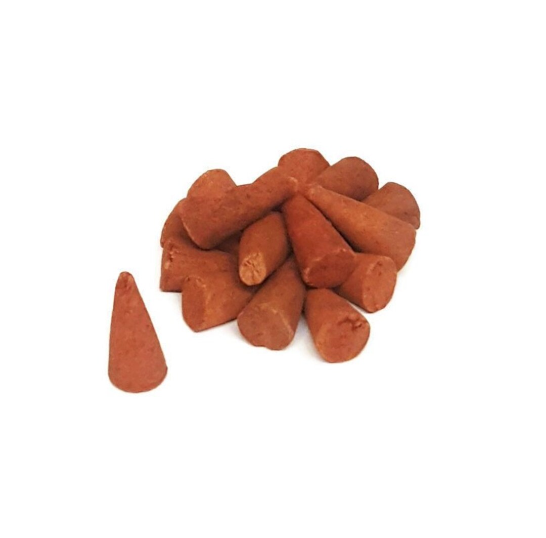 Vetiver Gold Incense Cones - 15 Cones Packet - Meditation - Balancing ...