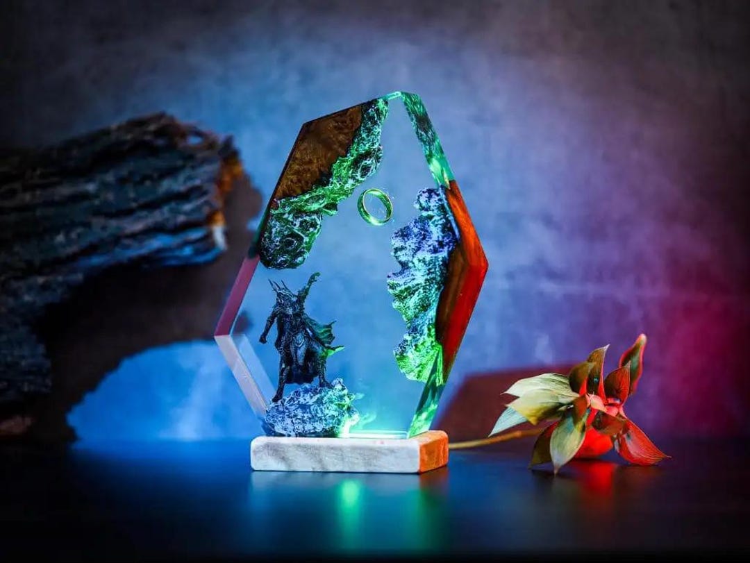 Ri/ng of the D.ark Lor.d Epoxy Resin Diorama Lamp, Handmade Gifts ...