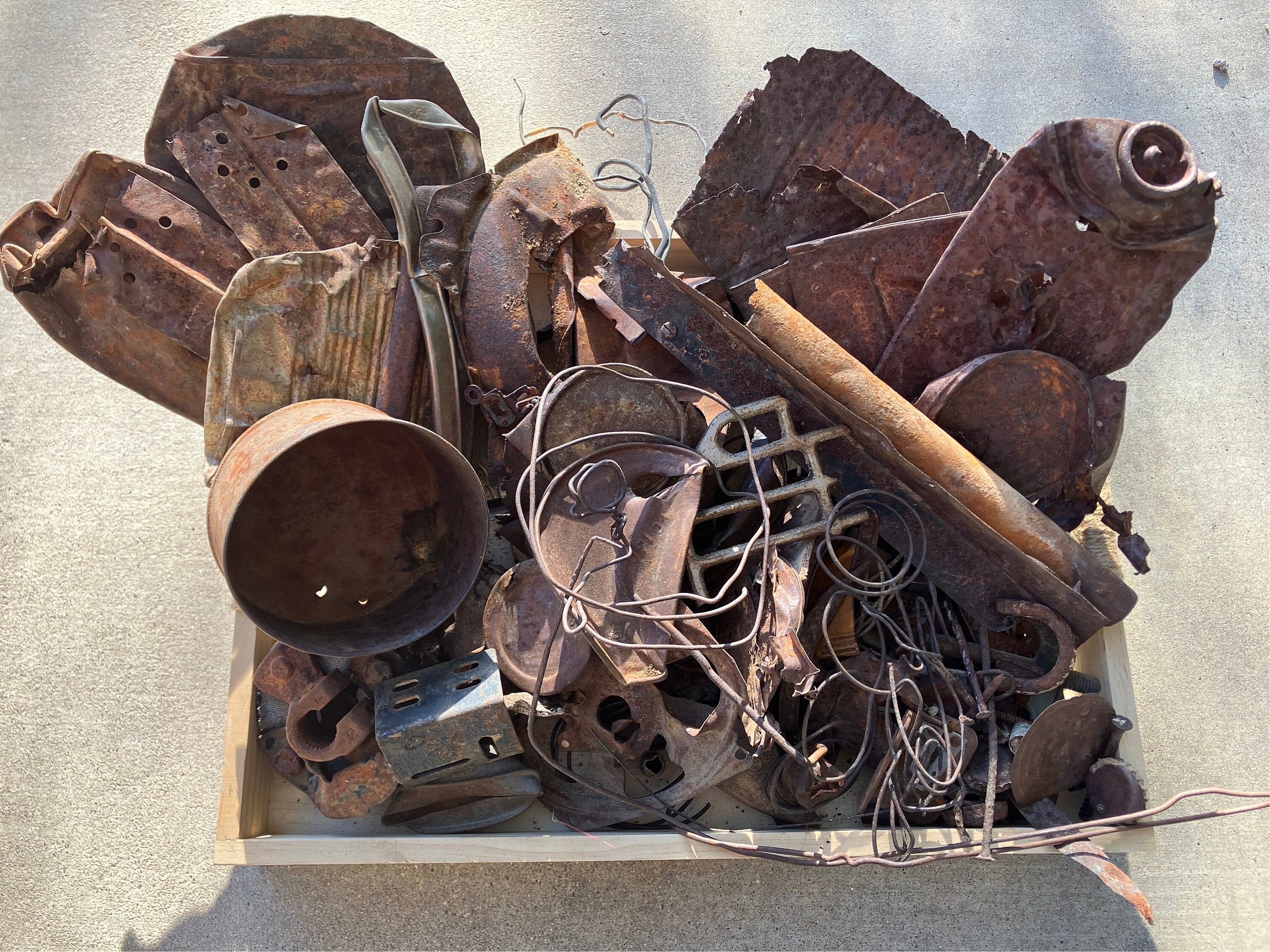AZ Desert Rusted Found Objects Assortment of Rusty Metal Pieces 37 - Etsy