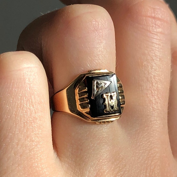 Real Diamond Signet Ring - Etsy