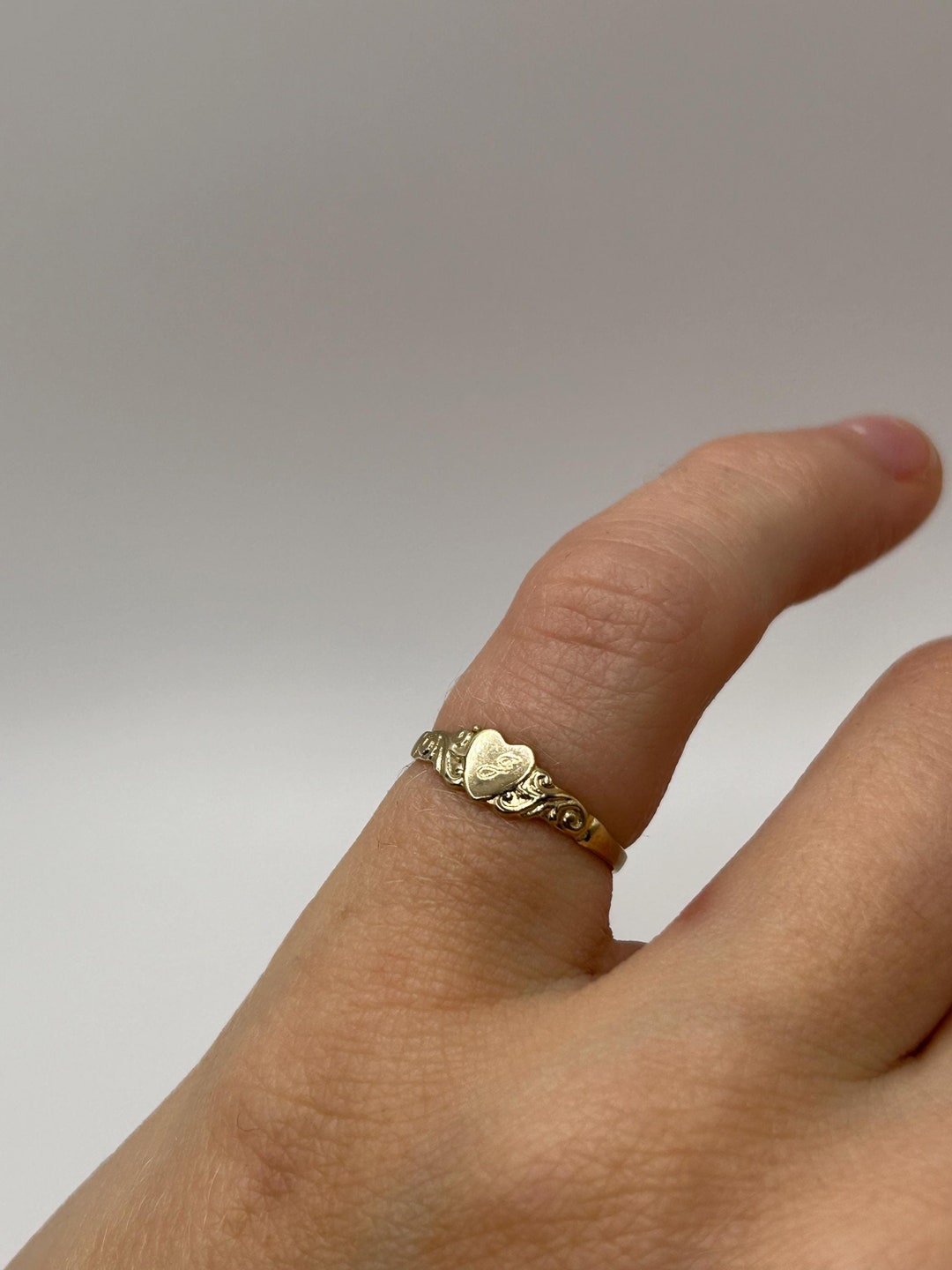 Vintage 10k Gold Pinky Signet Ring Size 2 3/4 / J Initial / Heart ...