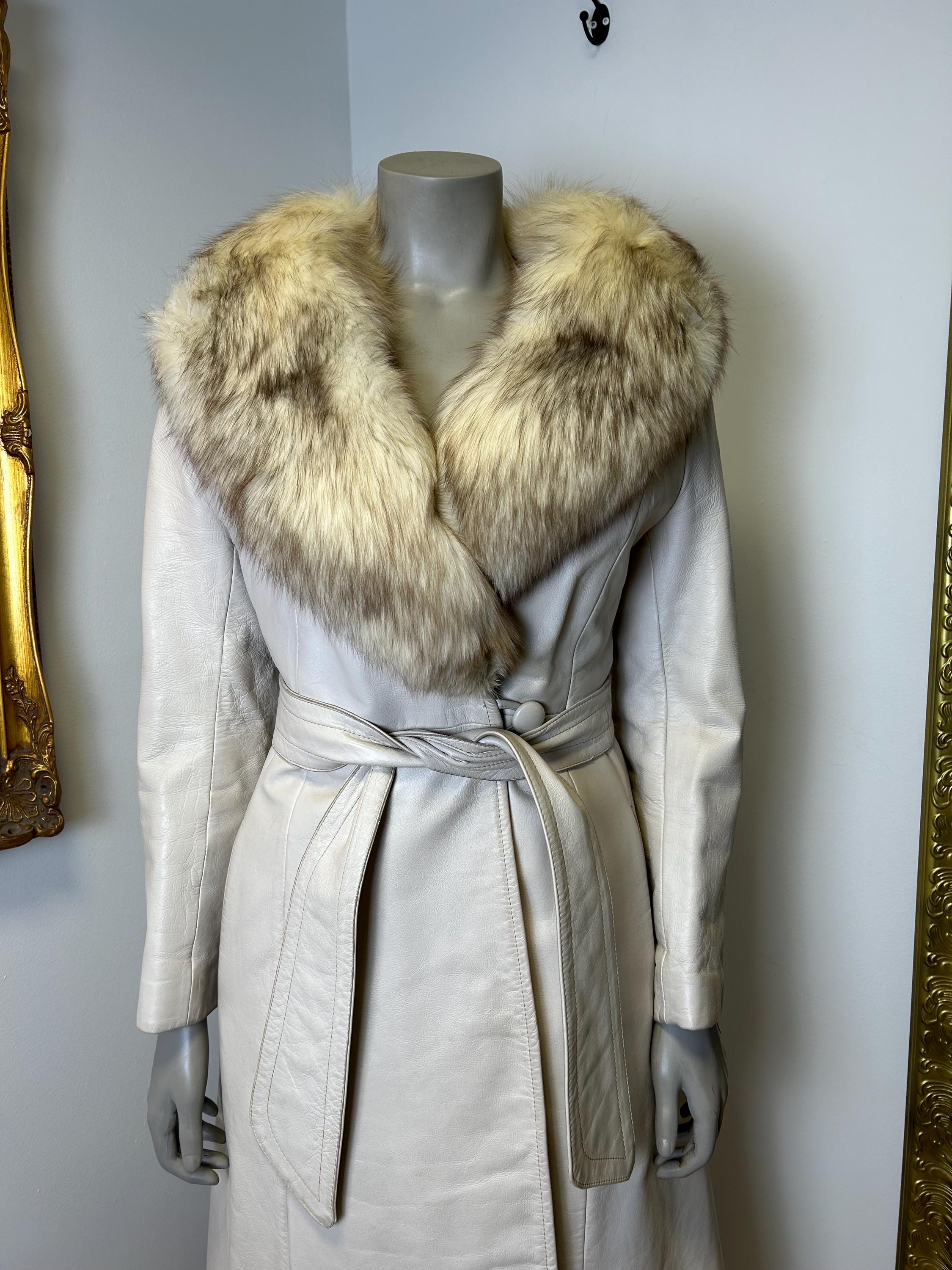 Vintage 60s Leather Coat With Fur Trim XS / Long Leather Coat / White ...