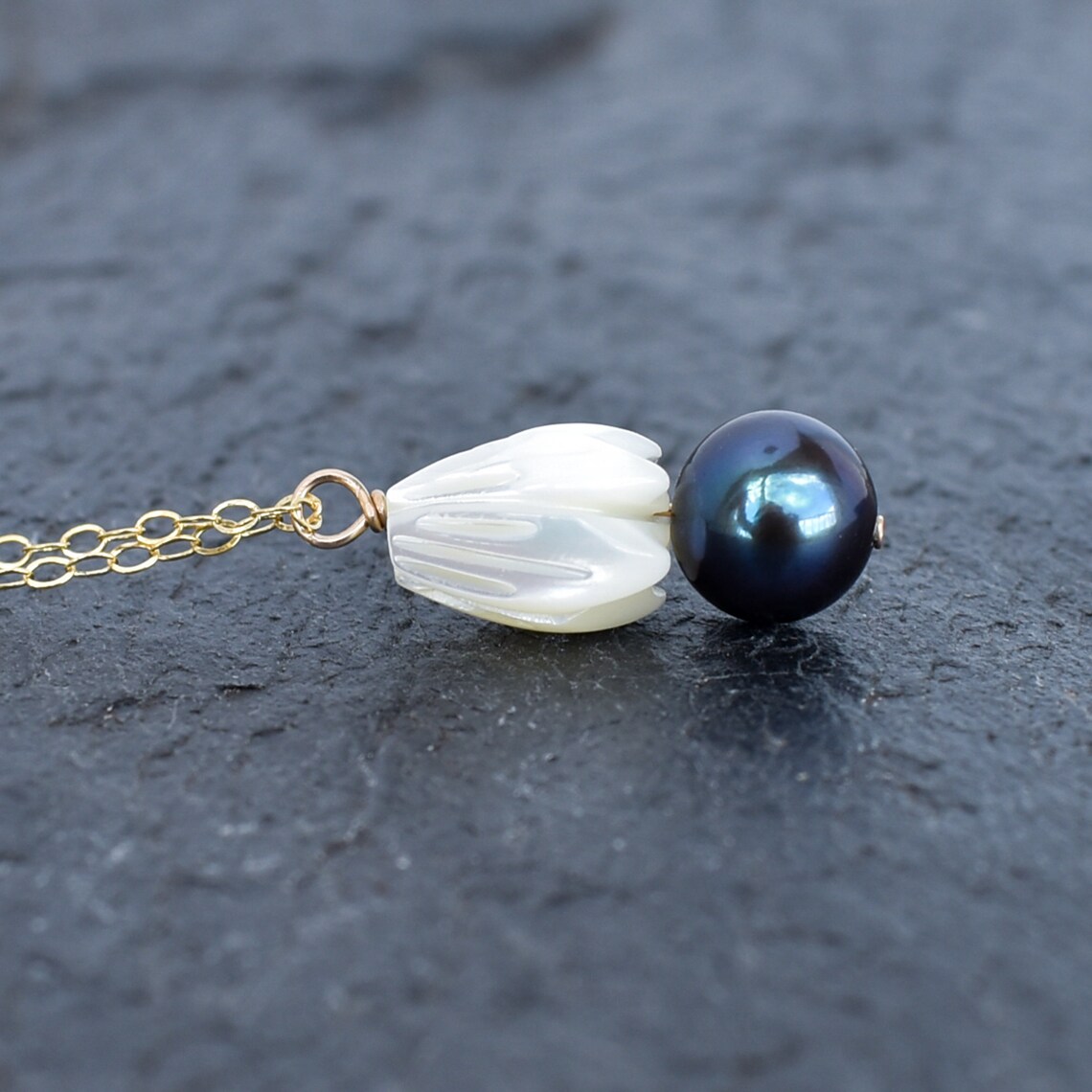 Pikake Single Cluster With Pearl Mother of Pearl Pikake Bead - Etsy