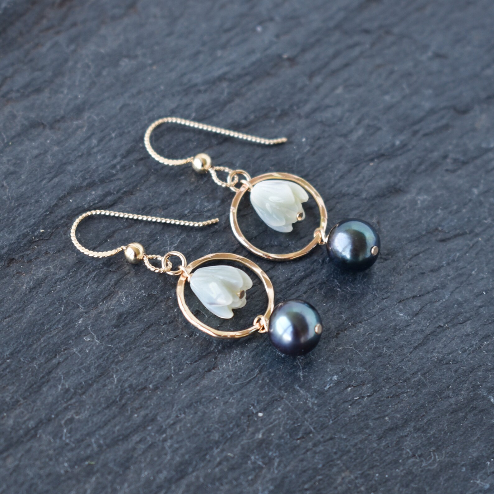Pikake Pearl Jewelry Set: Handmade Aloha Necklace and Earrings - Etsy