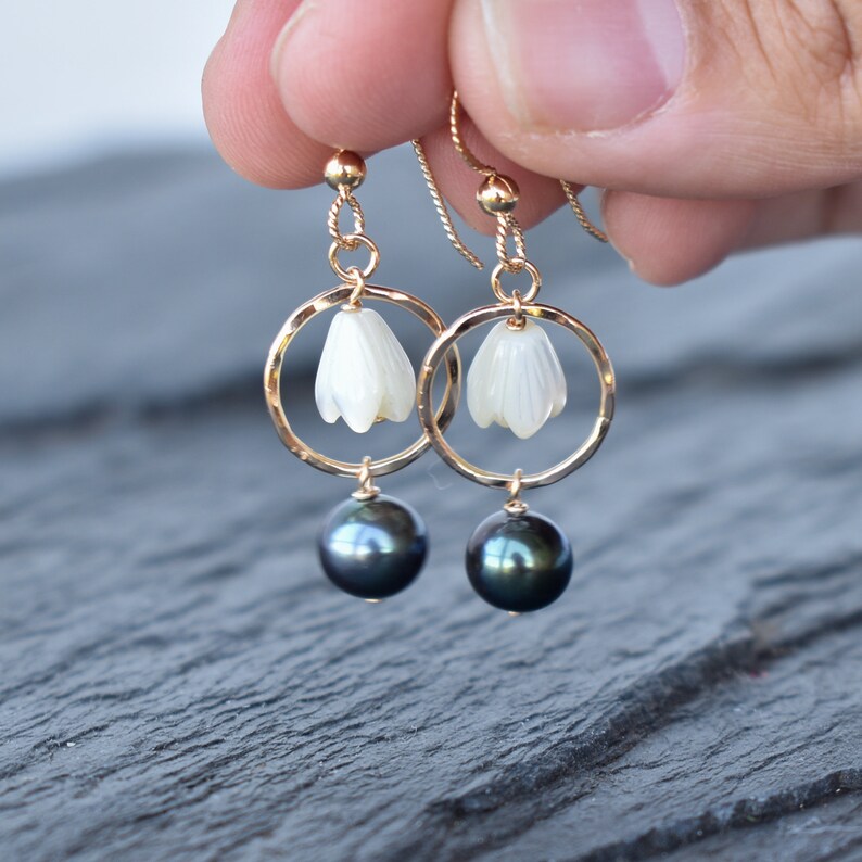 Pikake Pearl Jewelry Set: Handmade Aloha Necklace and Earrings - Etsy