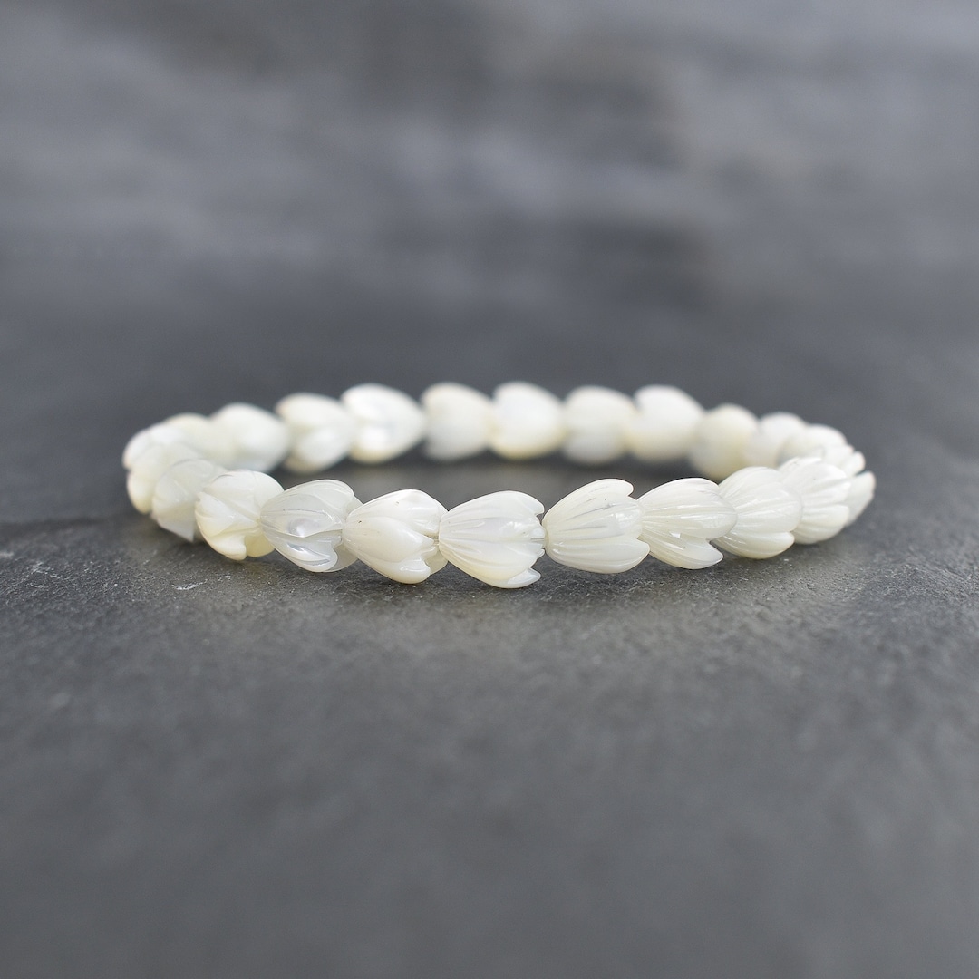 Pikake Stretchy Bracelet, Mother of Pearl Pikake Bead, Bridesmaid ...