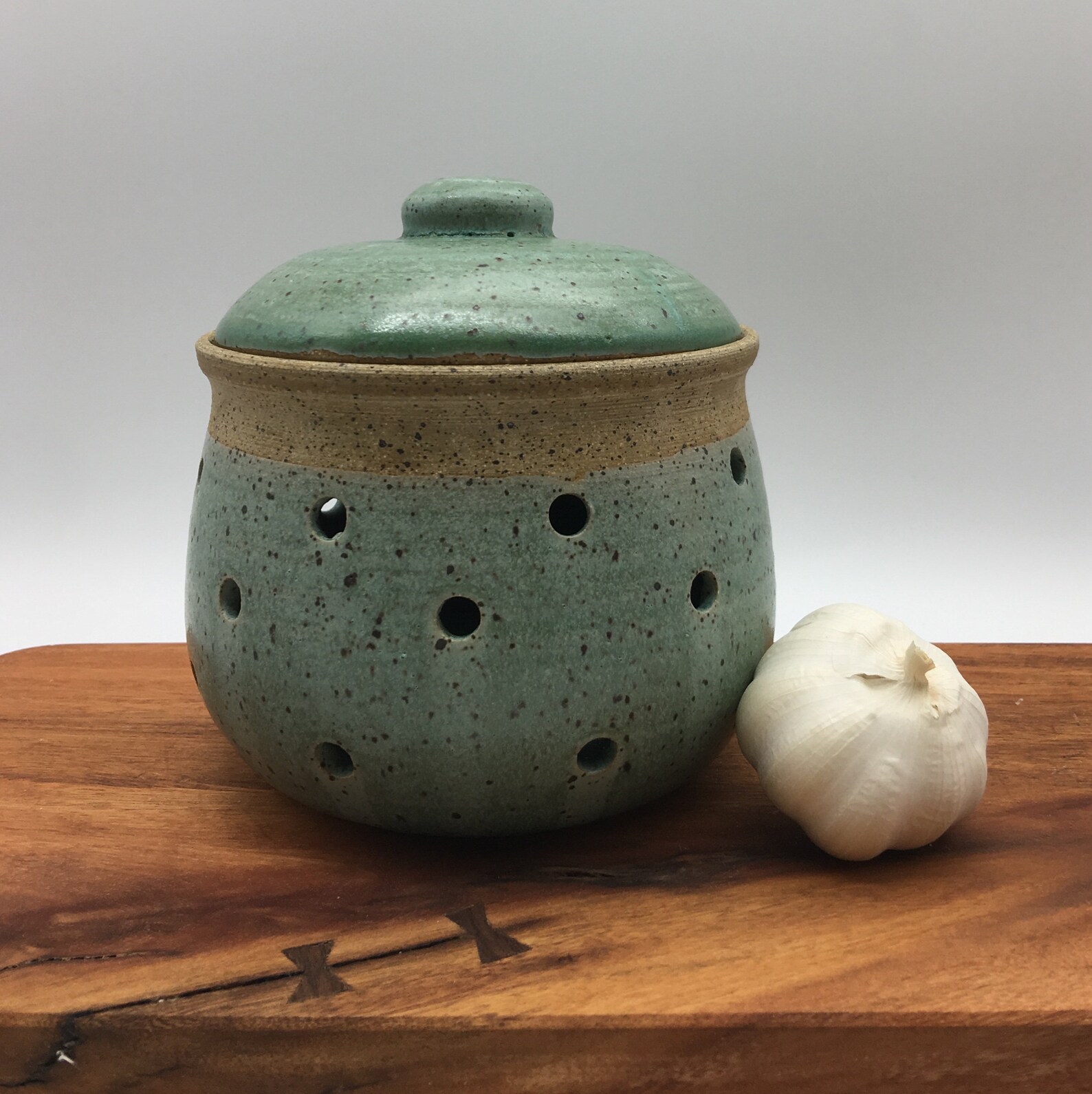 Wheel Thrown Pottery Garlic Holder Lidded Garlic Keeper - Etsy