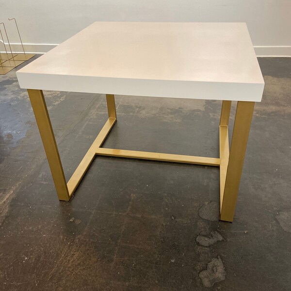 Retail Display Table - Etsy