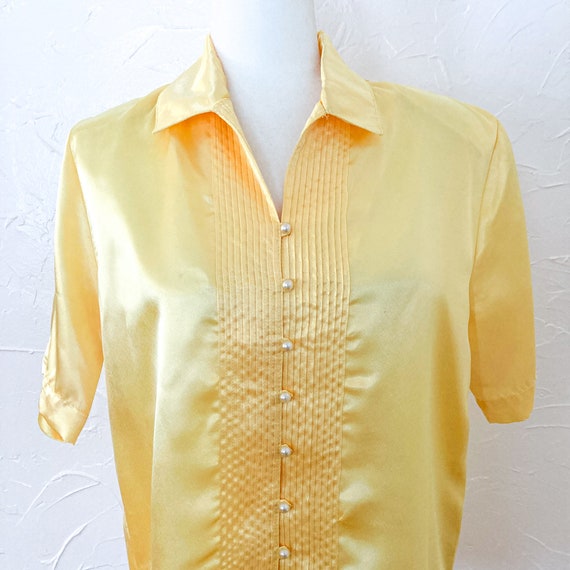 80s Butter Yellow Satin Blouse with Pearl Buttons | E… - Gem