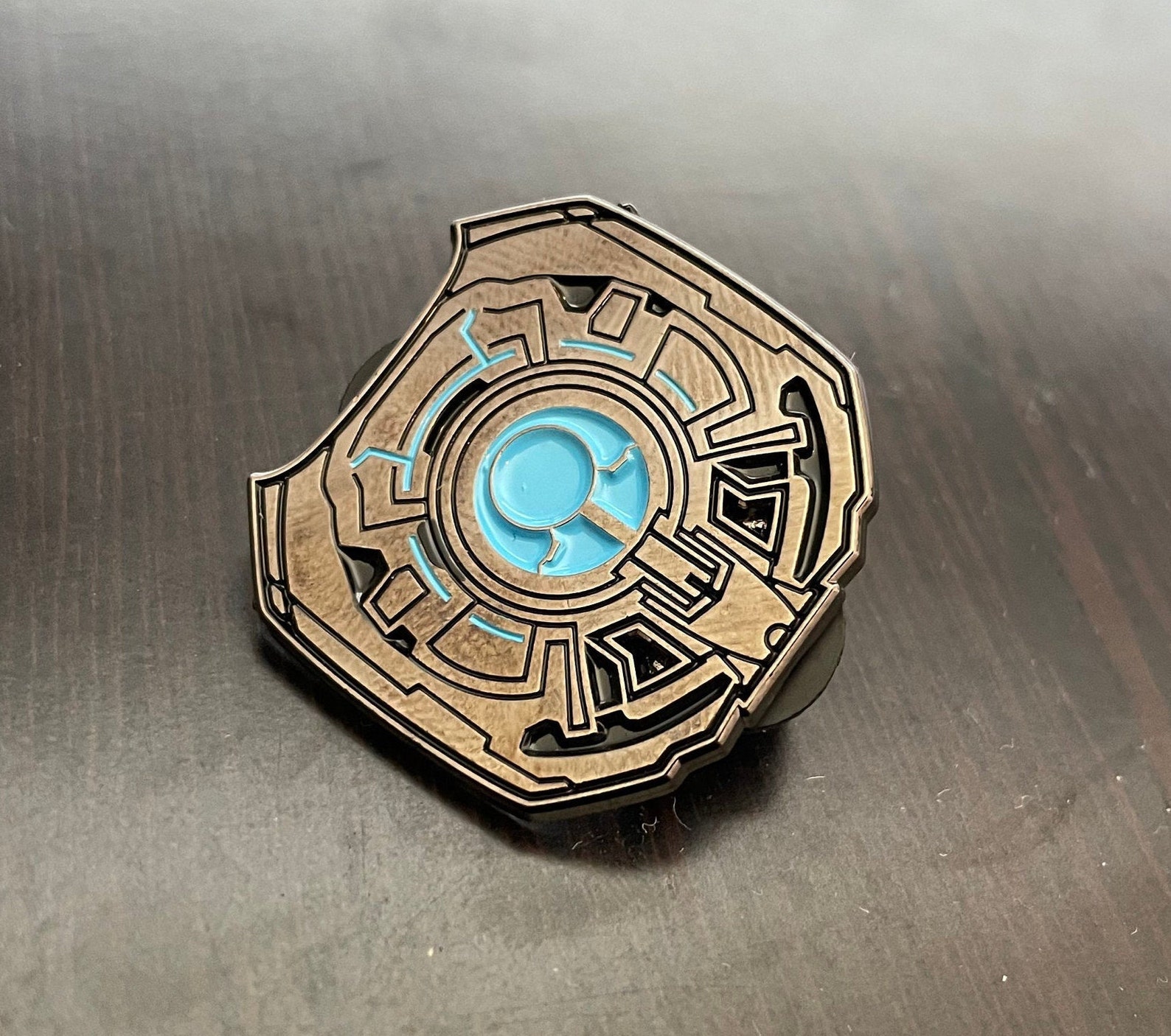 343 Guilty Spark Enamel Pin - Etsy