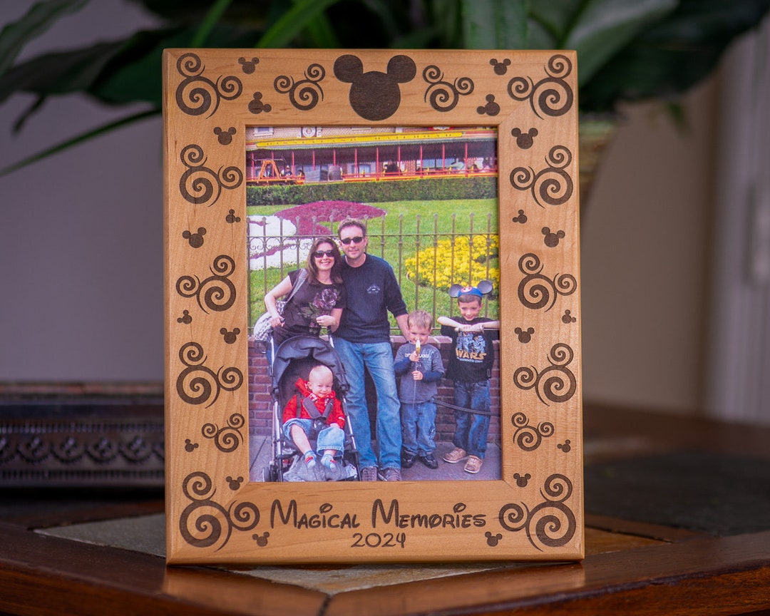 Disneyland, Disneyworld Premade Picture Frames, 2 Sizes: 5x7 and 4x6 ...