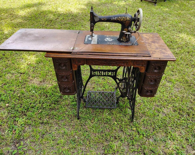 Vintage Antique Singer Sewing Machine With Oak Table – Customizable ...