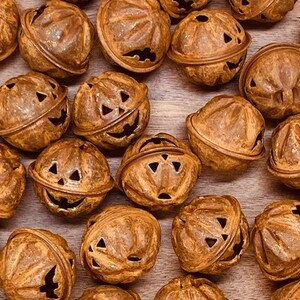 Halloween Vintage Rusty Bells set of 5 - Etsy