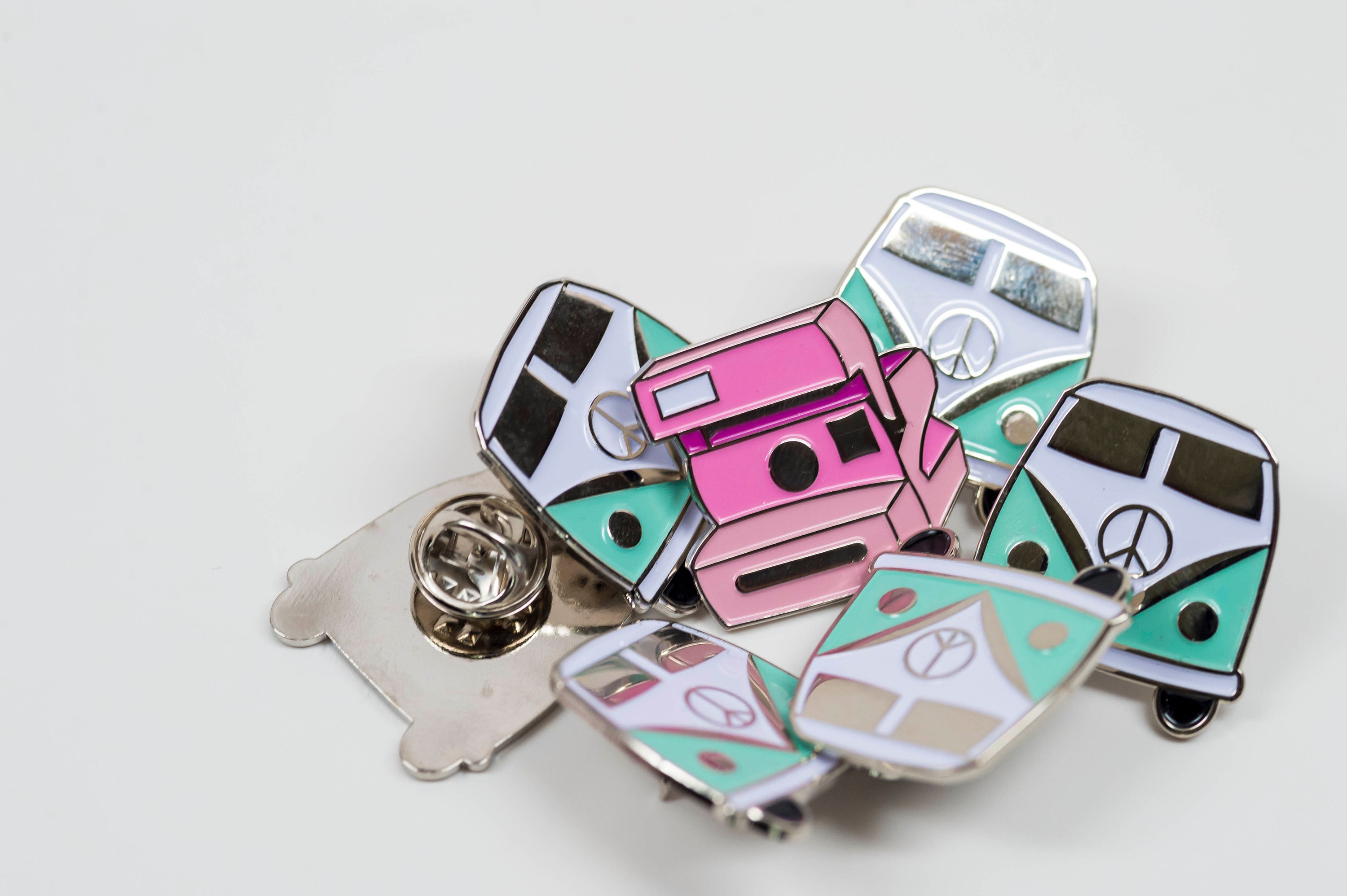 Polaroid Camera Enamel Pin - Etsy