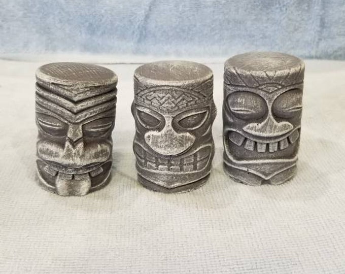 Mini Tiki Statues (set of 3) - Etsy