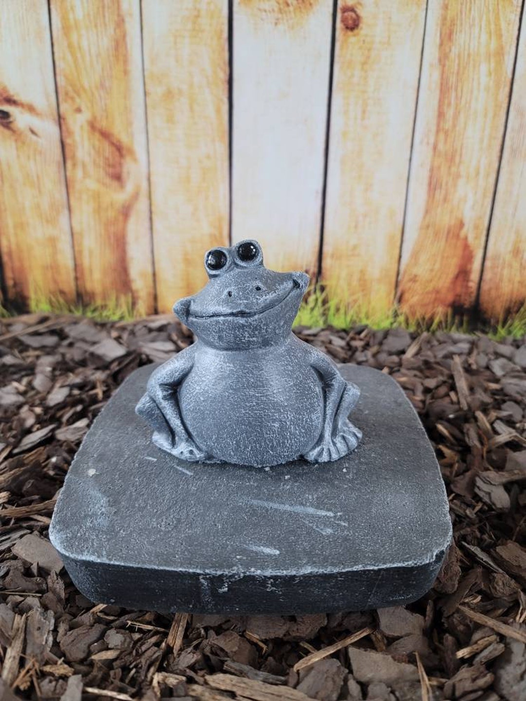 Buster the Frog - Etsy