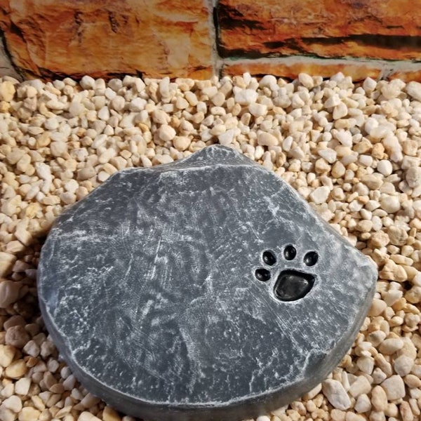 Small Stone Grave Marker Paw Prints - Etsy