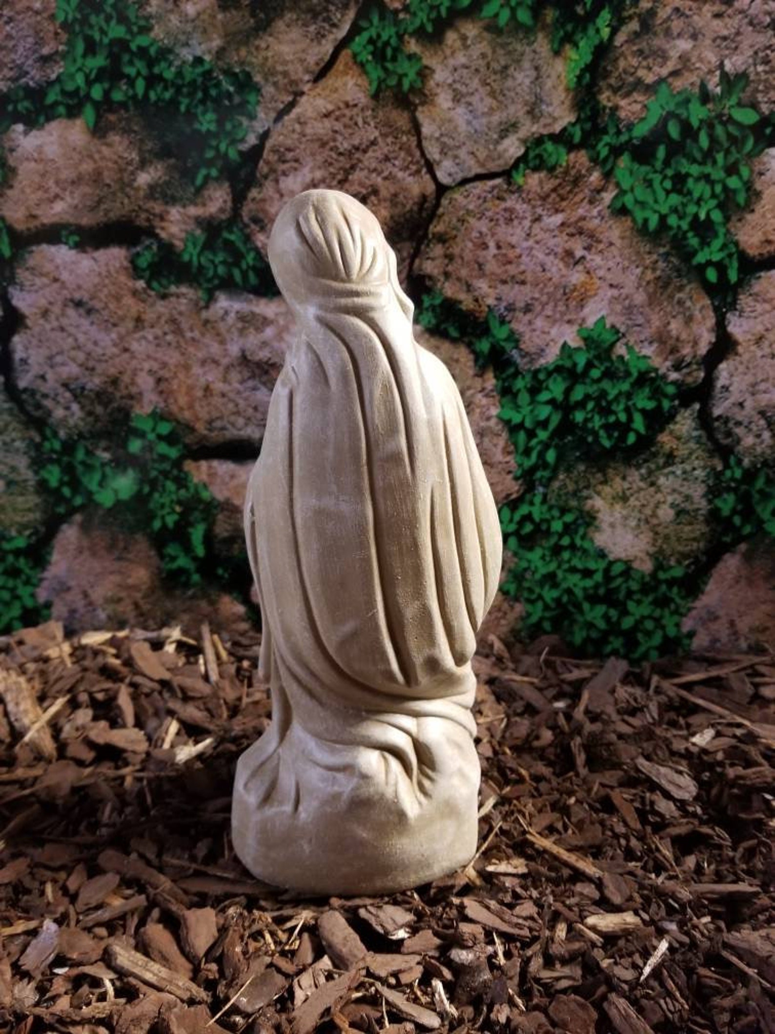 Praying Mary Statue - Etsy